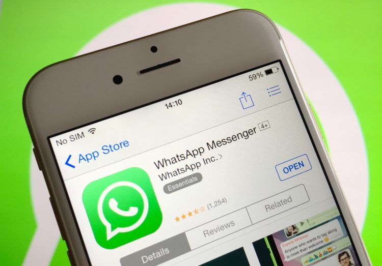 Confused Whether To Use Whatsapp Groups Or Communities Follow This
